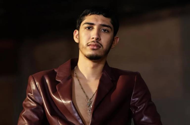 Netón Vega lanza “Turístico”, uno de los temas clave de su nuevo álbum ...